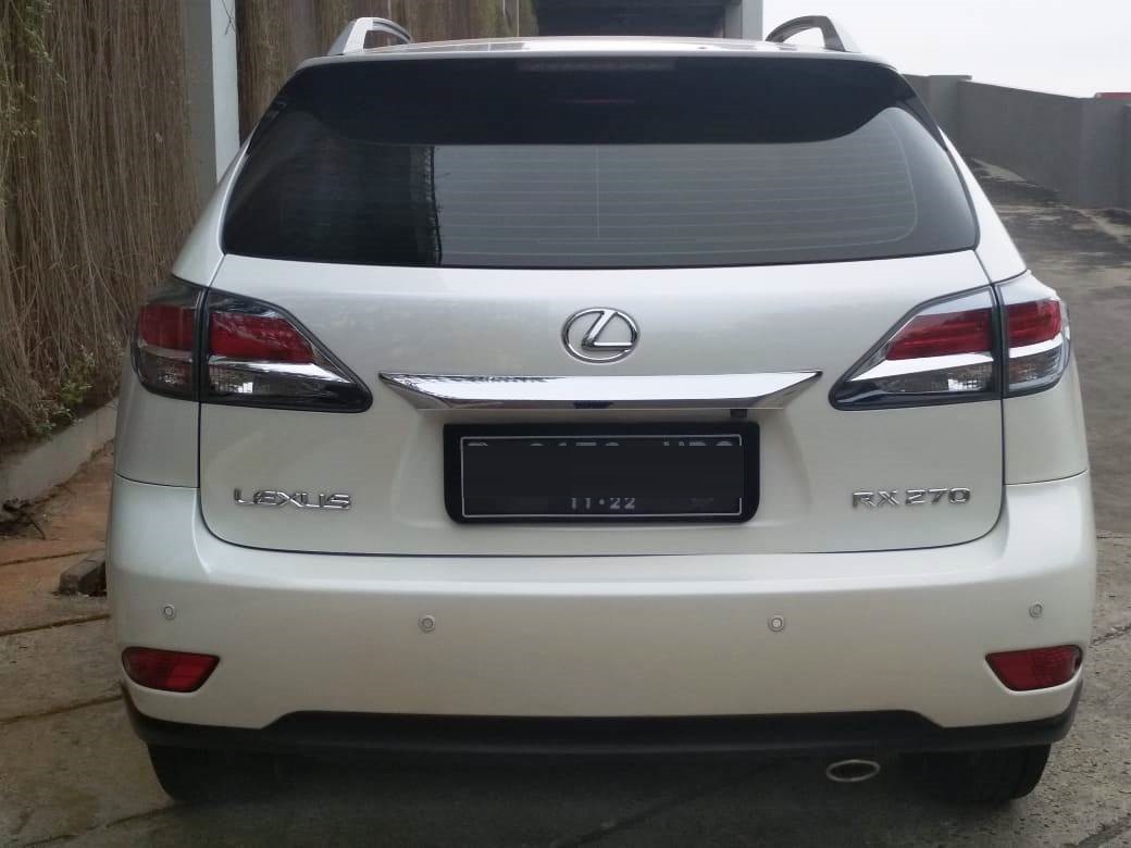 Lexus RX 270 Second warna putih tahun 2012 - PUSAT MOBIL CBU