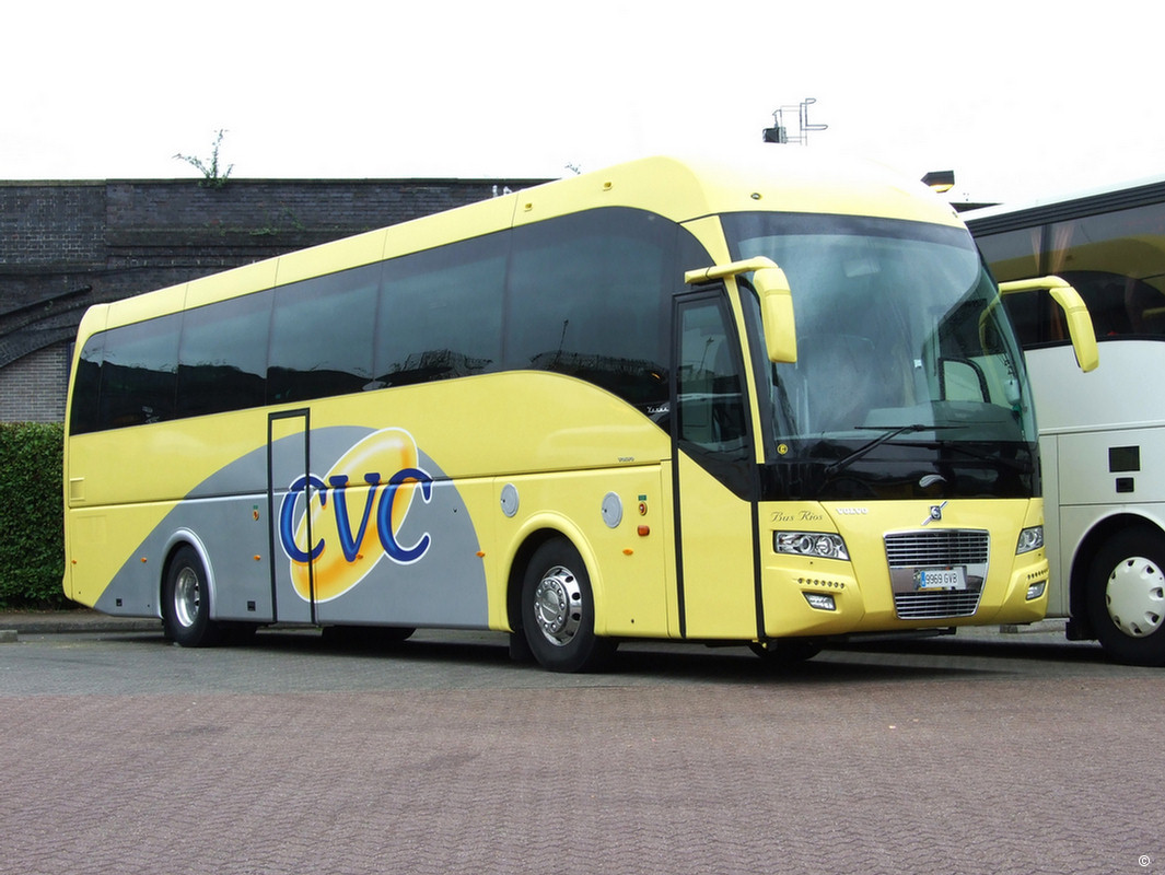 CVC incorpora Doze onibus na Europa... ~ BUSOLOGIA MUNDIAL