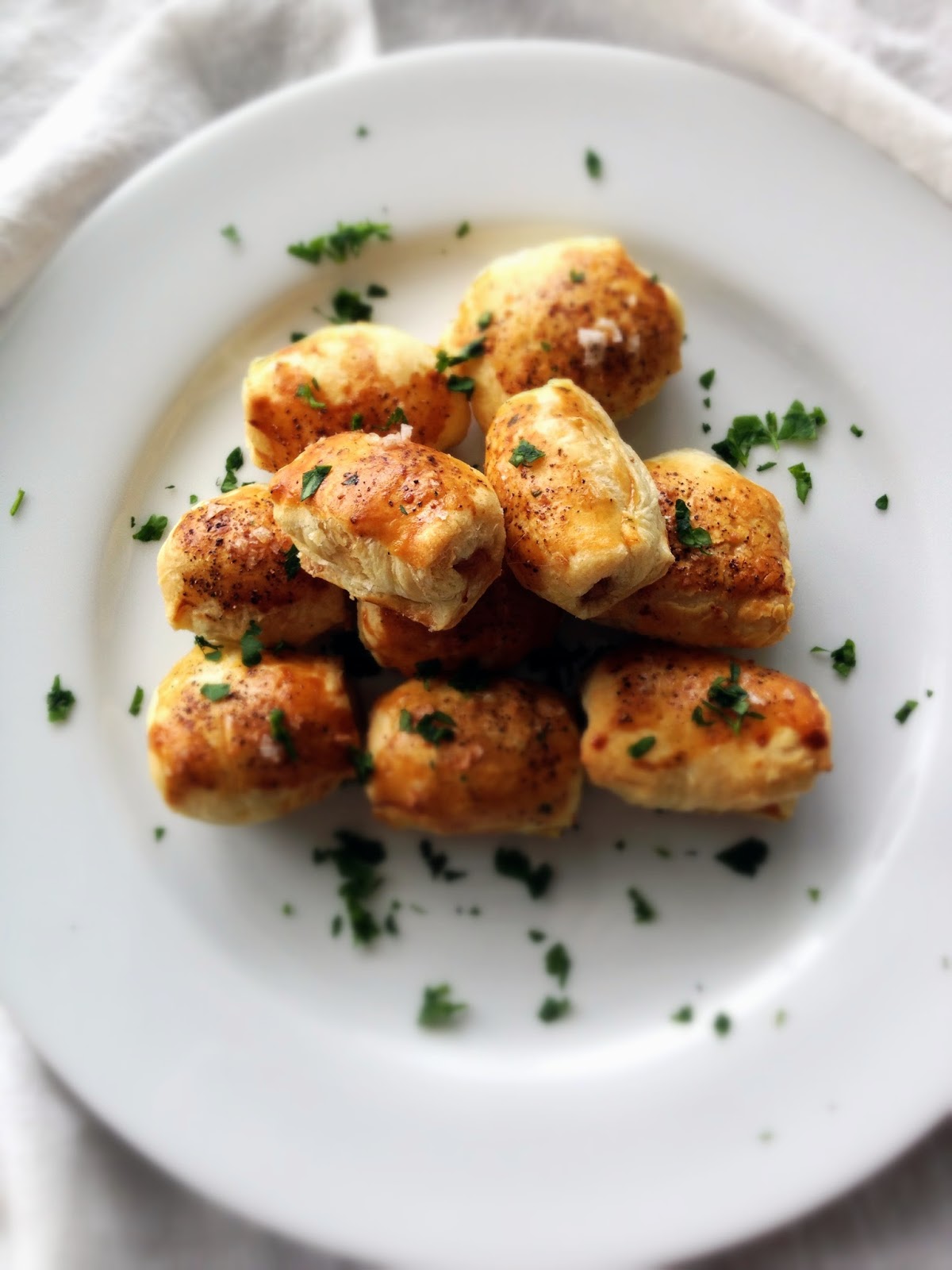 Mini Sausage Rolls | D.M.R. Fine Foods