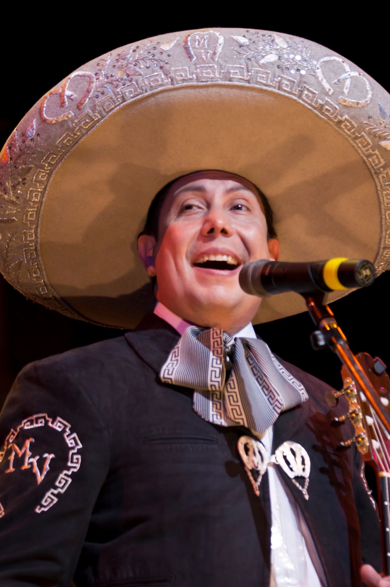 GRANDES DE MEXICO : ARTURO VARGAS