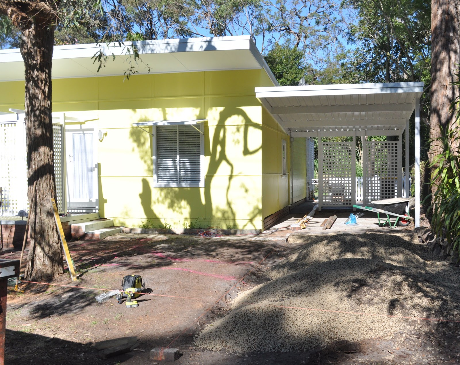 Rowantree Design: The Fibro Beach Shack 'Landscaping'