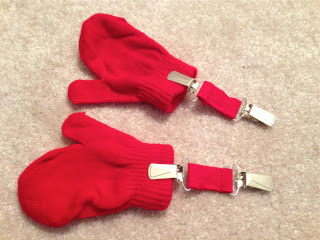 The Pursuit of Happiness: DIY Sew Childrens' Mitten Clips