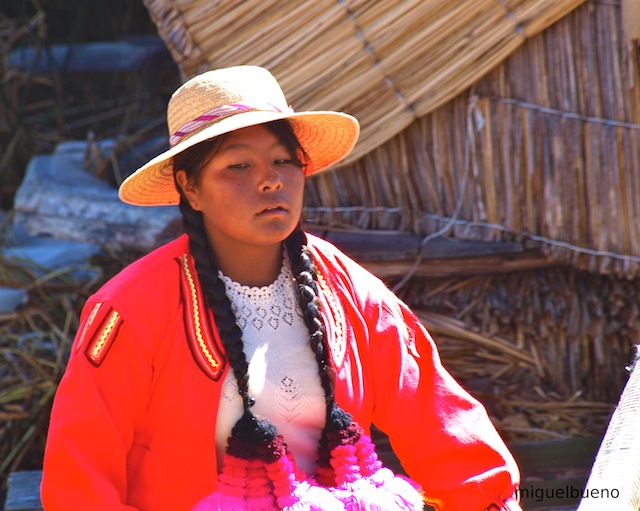 Piedra: Personajes andinos. Perú.