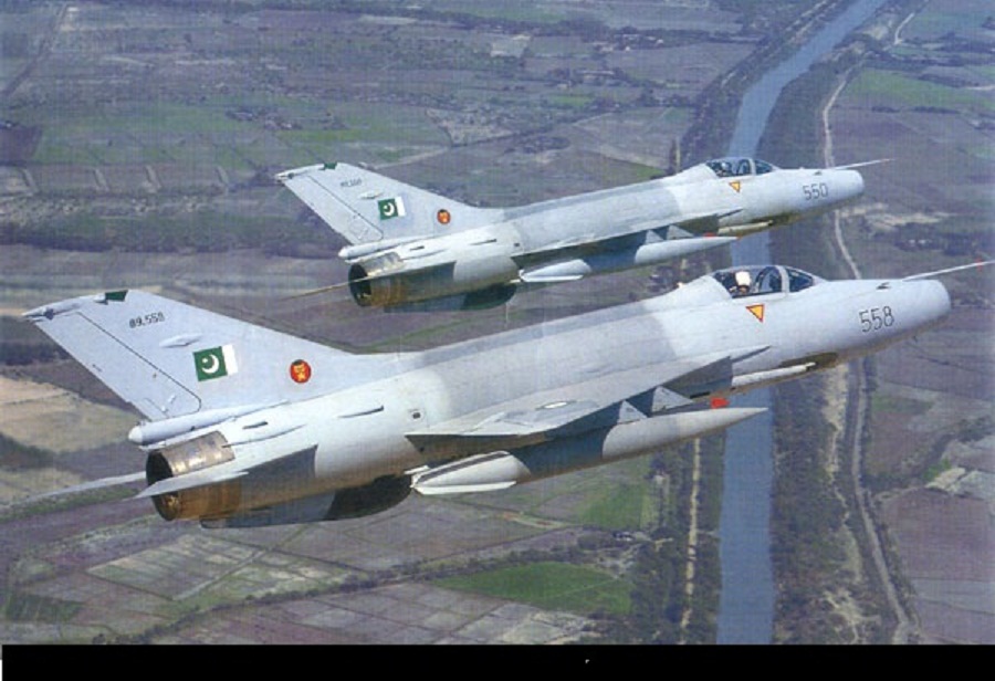 FOTOARMAS.COM: Senyang J-7 (Fuerza Aérea de Pakistan)