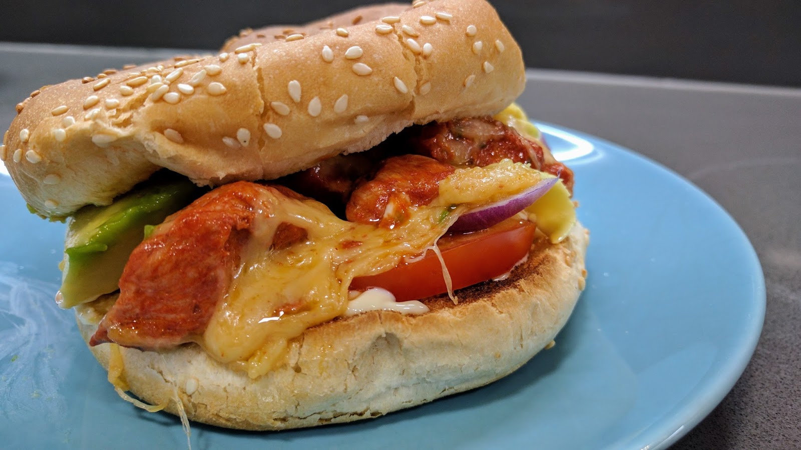 SÁNDWICH DE PINCHO MORUNO Y AGUACATE | ESTA EL HORNO PARA BOLLOS