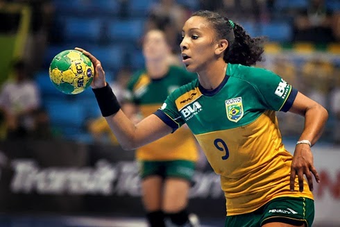 Andebol e Arbitragem: DRIBLES SOBRE A ÁREA DE BALIZA