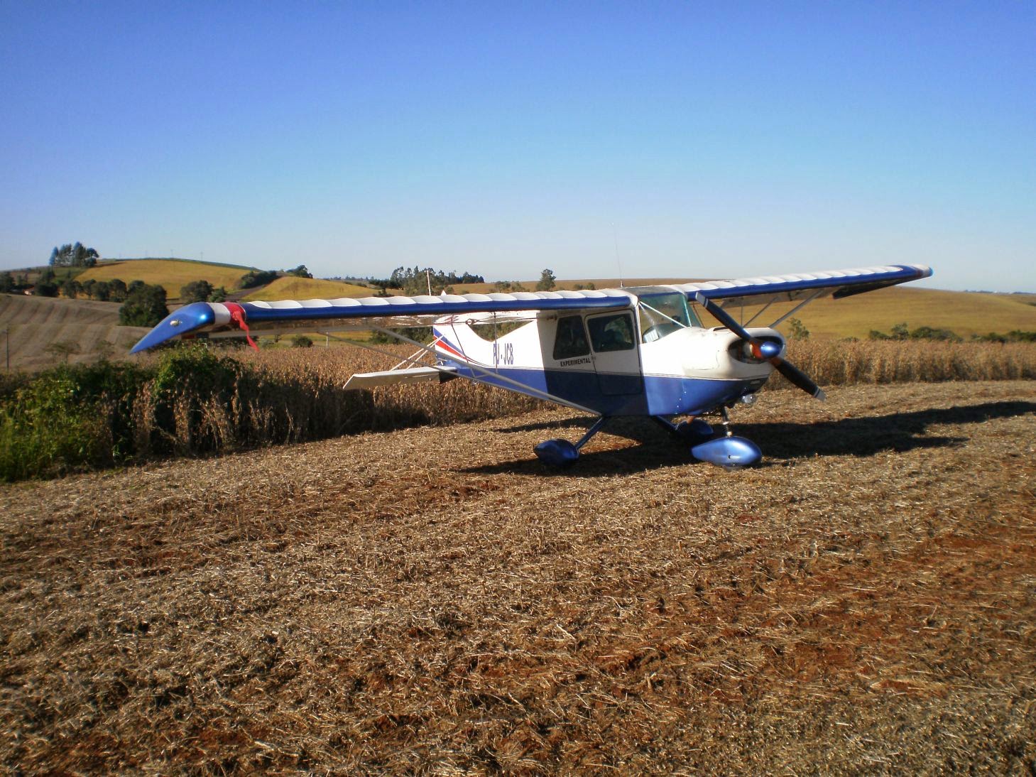 RÁDIO COMUNITÁRIA LIBERDADE FM: 03/23/14