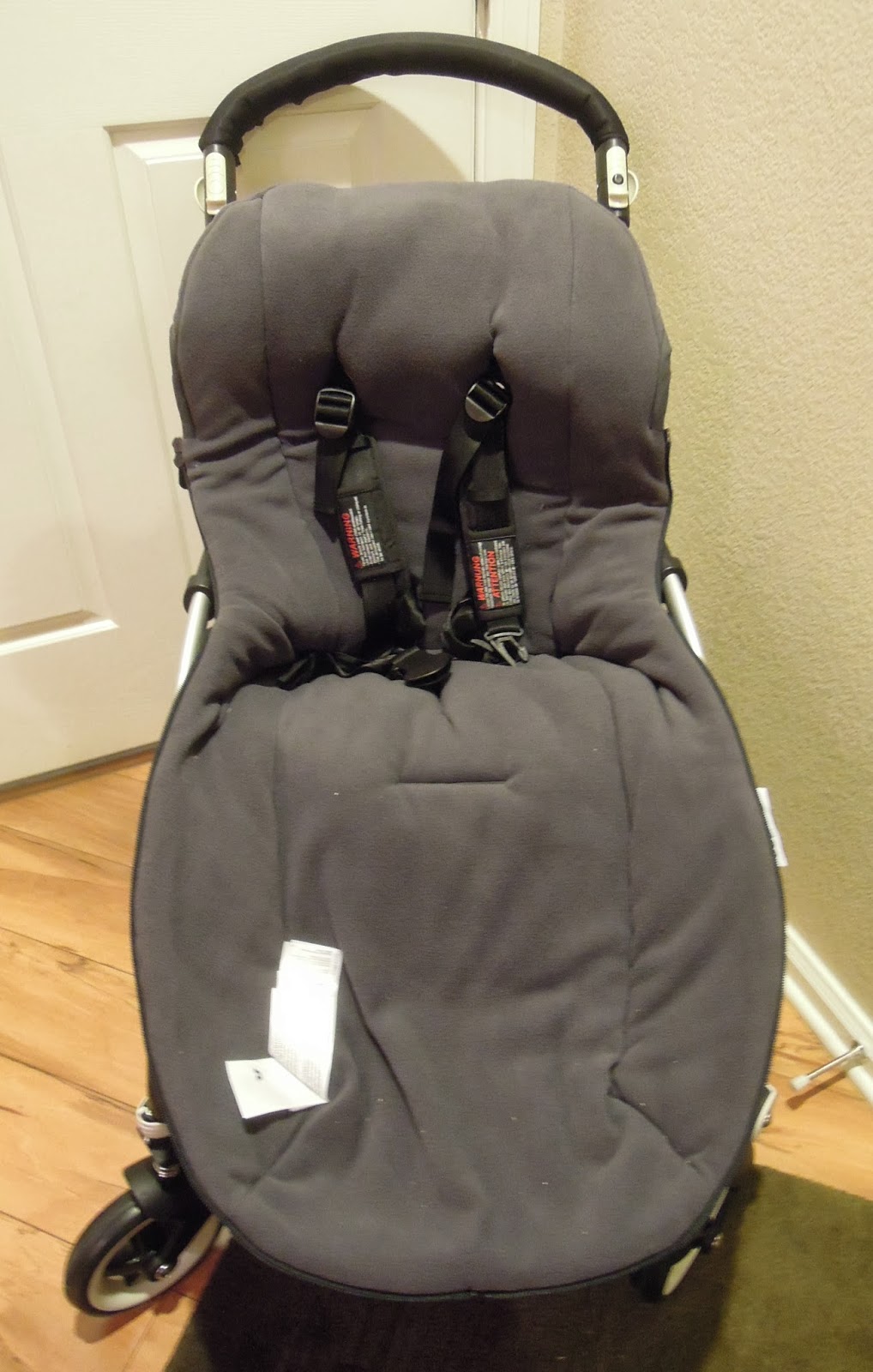 Stroller Crazy: Bugaboo Universal Footmuff vs Bee Footmuff on the Bee Plus