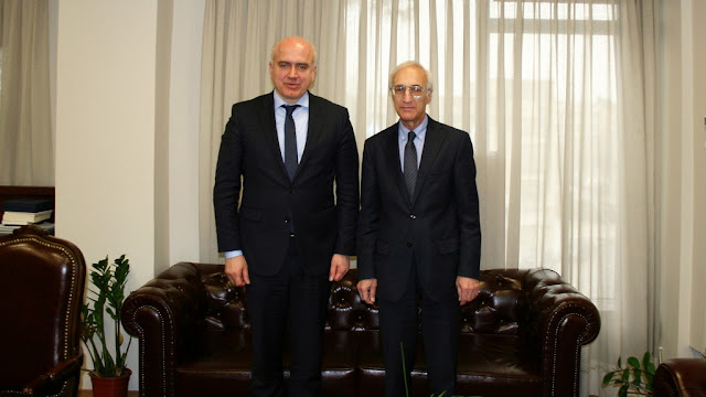 Συναντήσεις Μέτιου με τους γενικούς προξένους των ΗΠΑ και της Ρωσίας