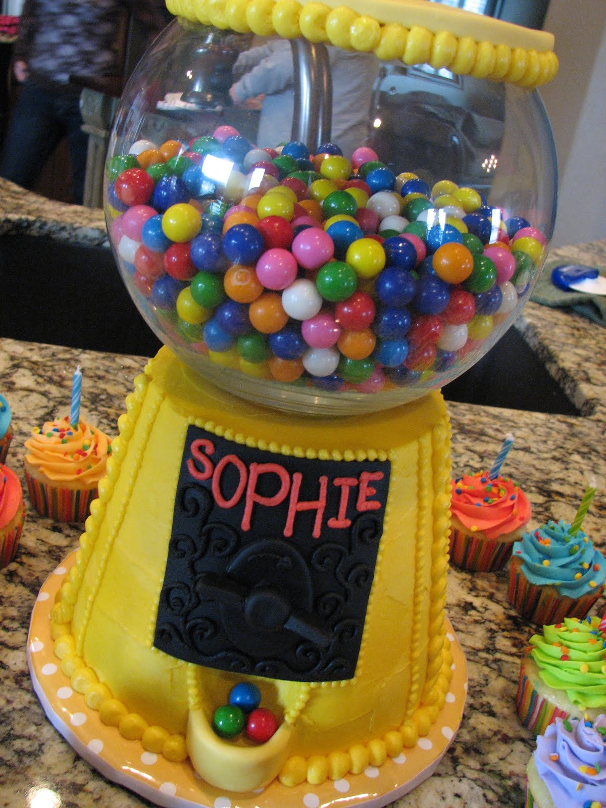 Decadent Designs: Sophie's Bubble Gum Machine Birthday Cake