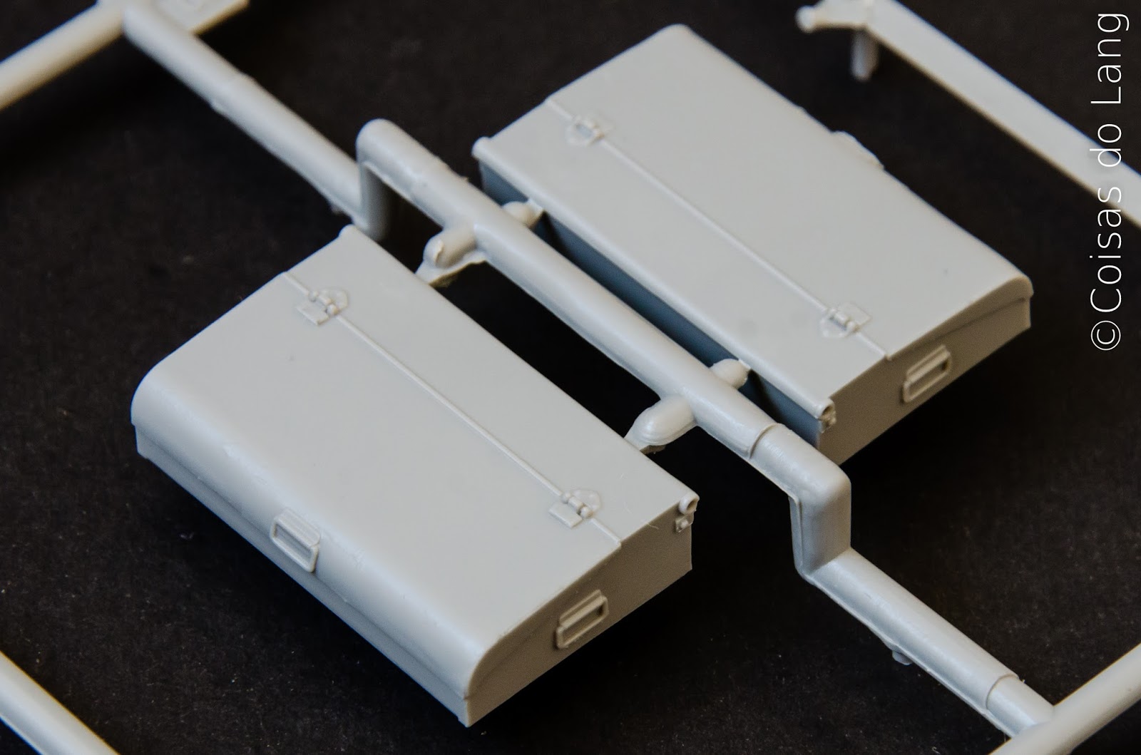 Review - Trumpeter 00312 - Russia KV-2 Tank