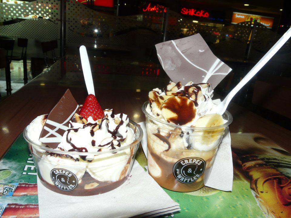 COCINA FÁCIL PARA FLOJOS: ANTOJITOS...CREPES Y WAFLES UN BUEN HELADO