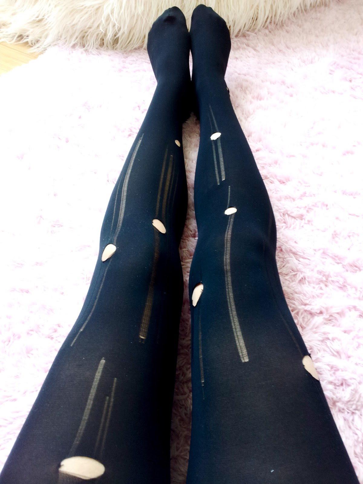 Oxfords and Oreos: DIY :: Ripped Tights