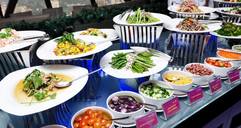 Hari Ng Larga: Atmosphere 360 Revolving Restaurant - Kuala Lumpur Malaysia