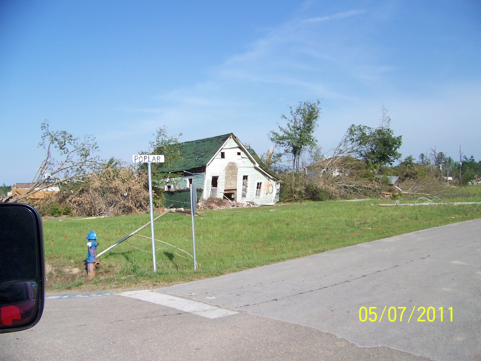Darryl and Cindy Cunningham: Photos of Smithville Tornado Damage