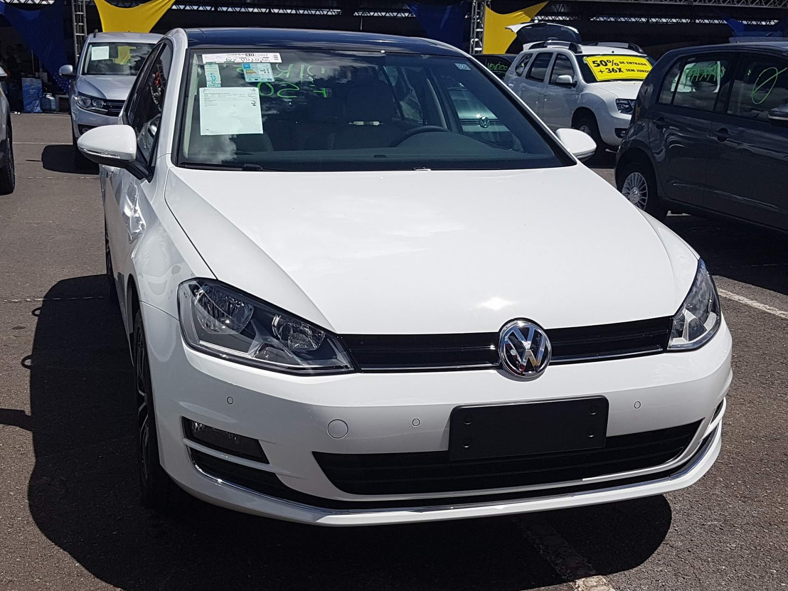 VW Golf Highline 2017 Flex: vídeo, consumo e detalhes