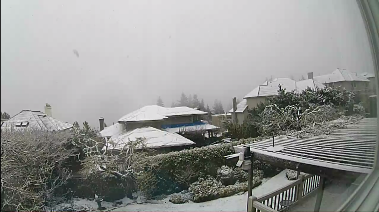 Cliff Mass Weather Blog: Cold, Unstable Air Brings Snow Down to Higher ...