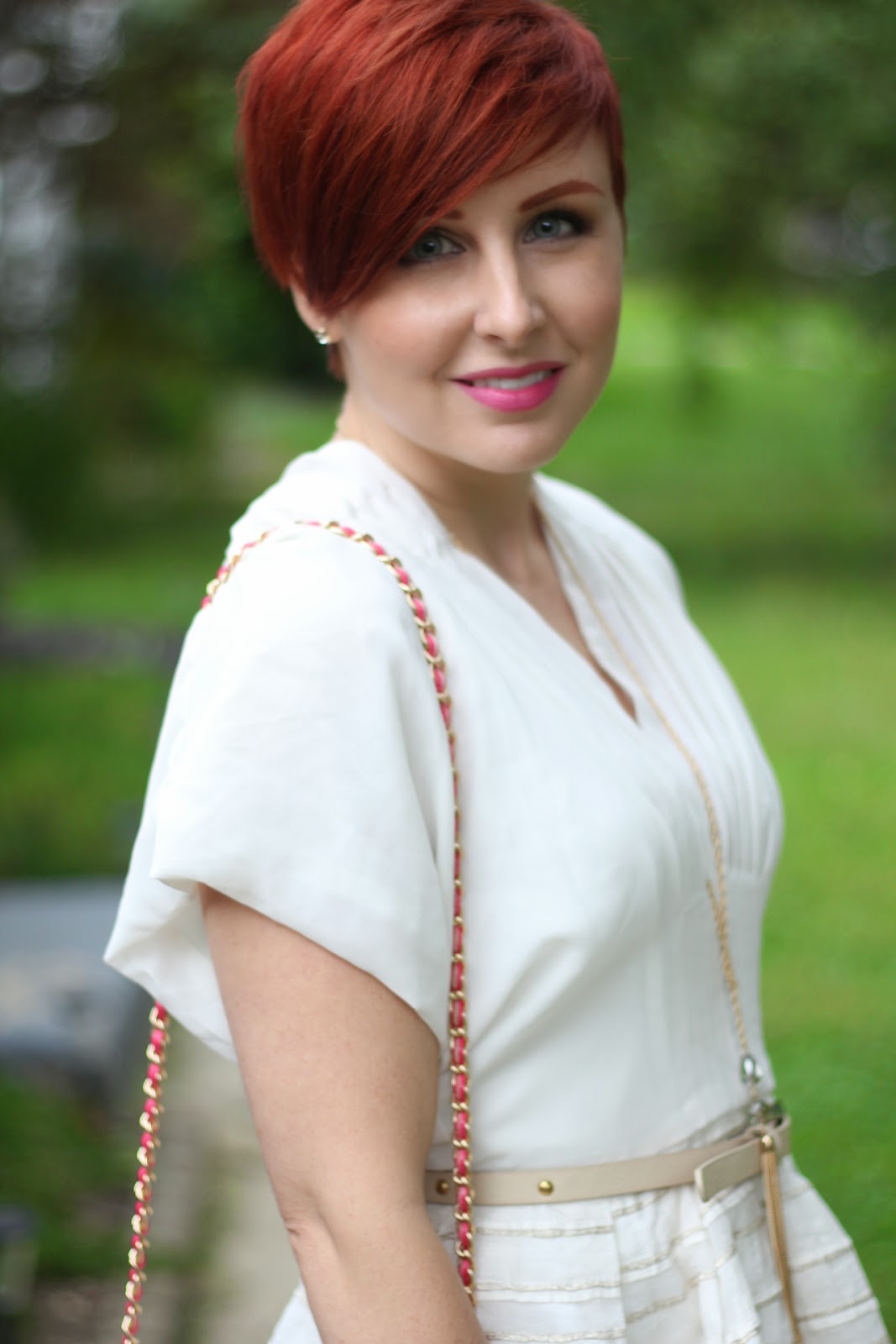 Thrift and Shout: Cute Outfit of the Day: Mystery Dress