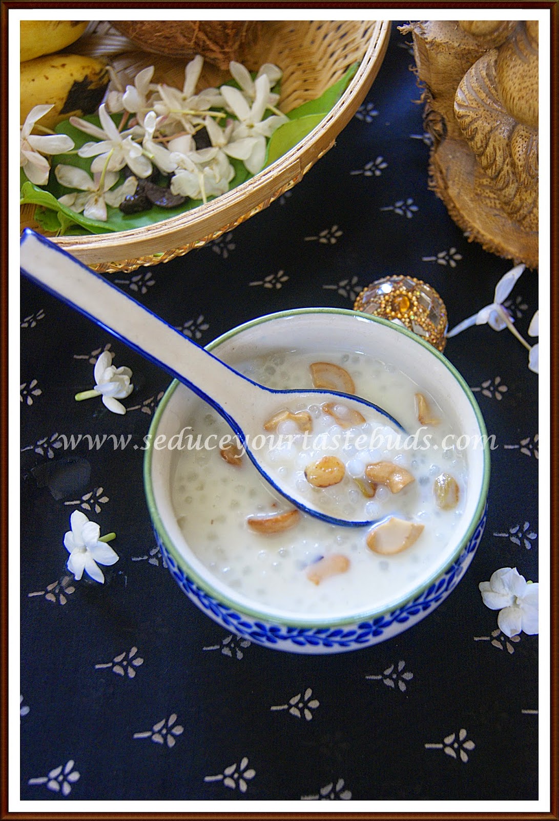 Sago Kheer | Sabbakki Payasa | Javvarisi Payasam - Seduce Your Tastebuds...