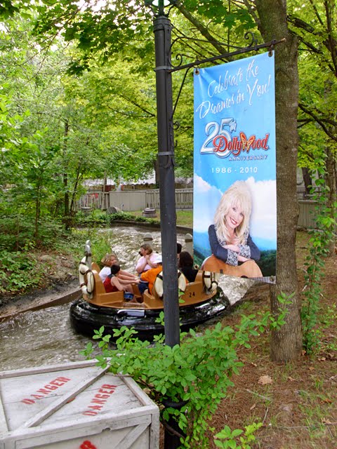 Frequency Hopper: Dollywood Adventure