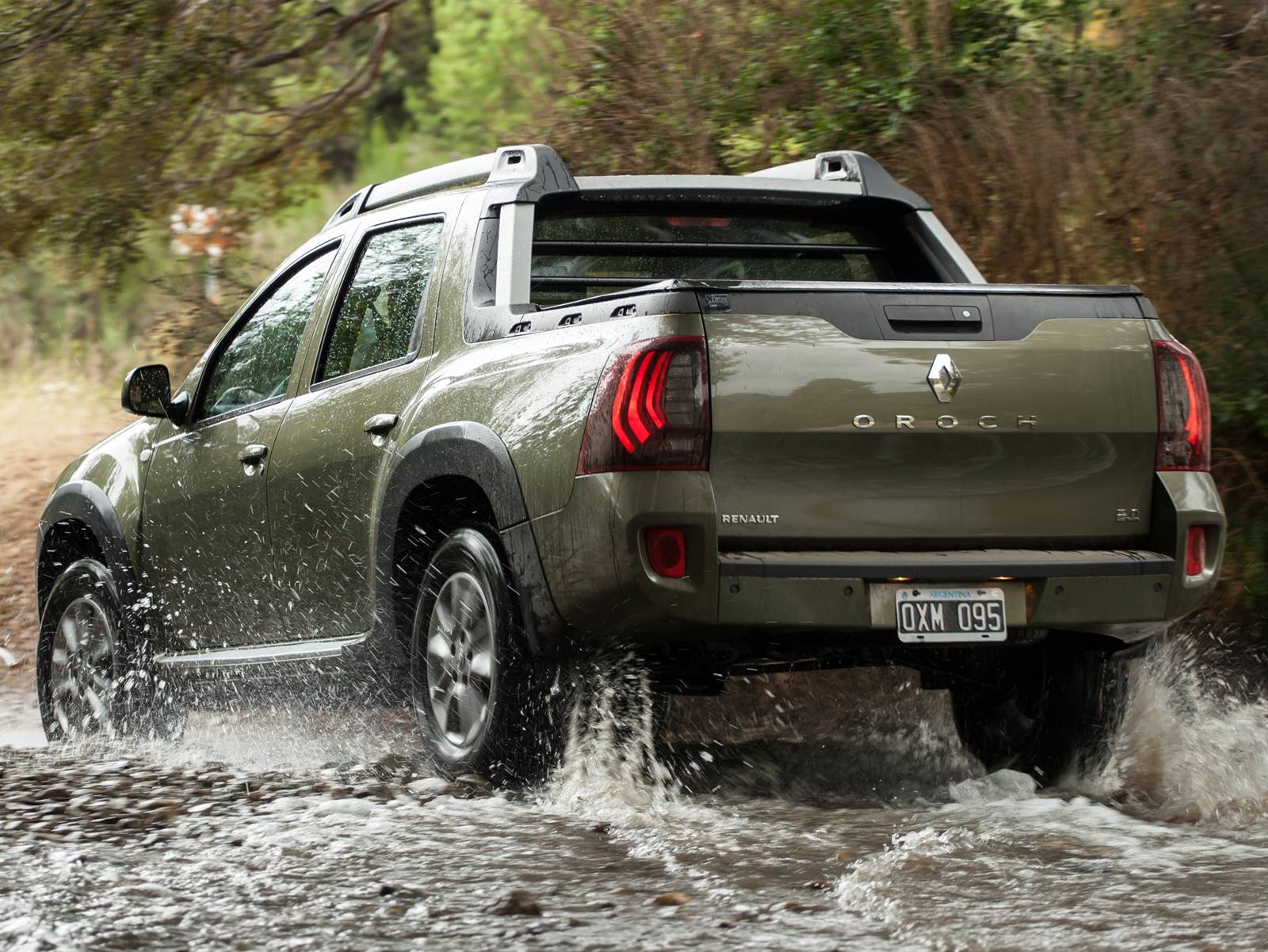 Renault Duster Oroch Automática chega à Argentina
