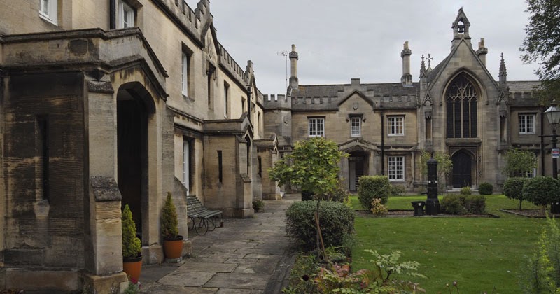 PhotoReflect: Carre's Hospital Almshouses, Sleaford