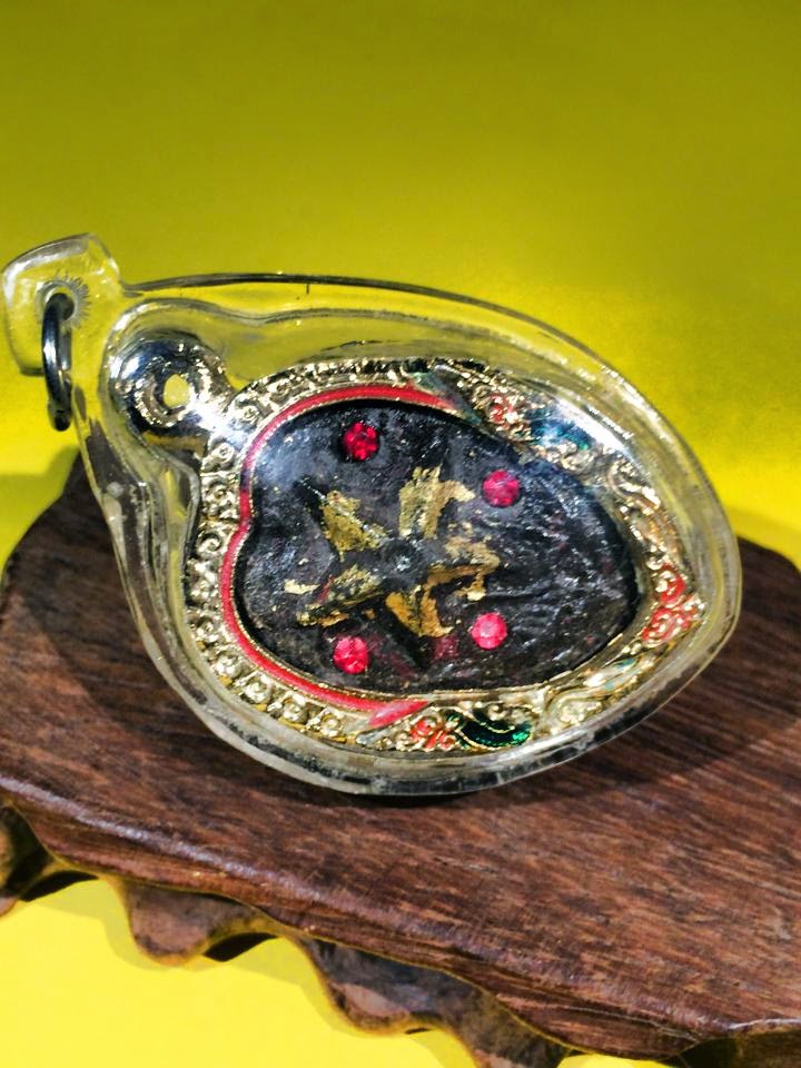 Thai Amulets Love Charms Culture : Lp Pinak BestThaiAmulets Daong Lucky ...