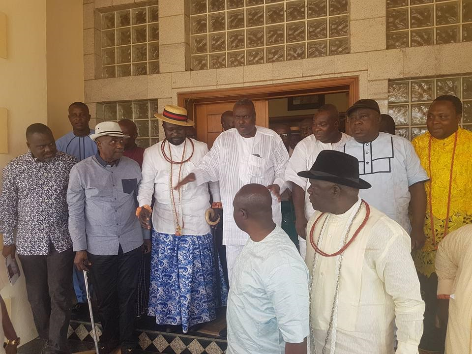 Photos: Itsekiri politicians from different parties pay solidarity ...
