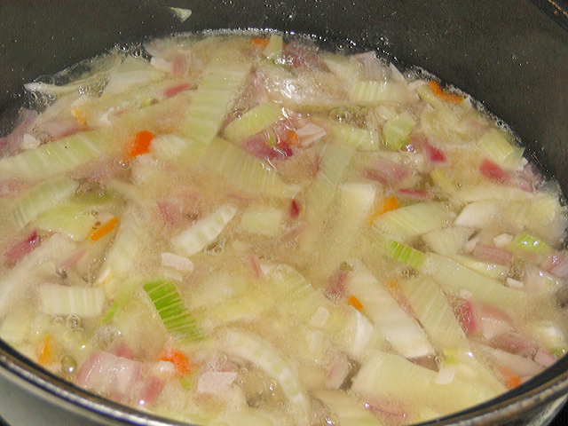 Koken en zo. Echt koken.: Limburgse kaas, gerookte haring, vlier