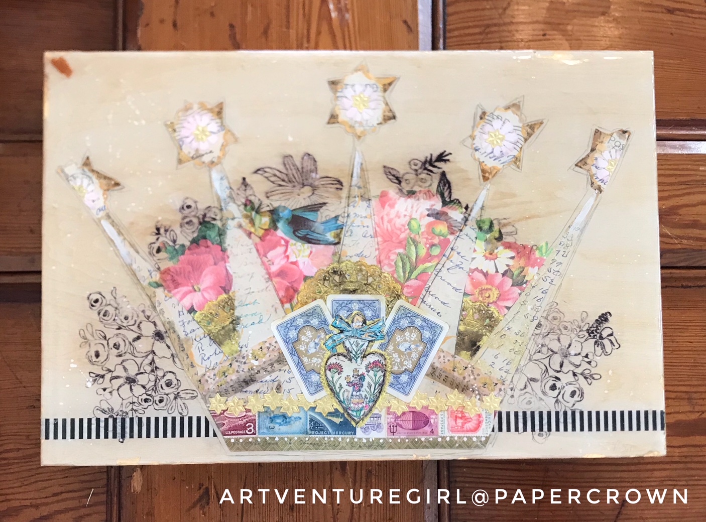 Paper Crown: Classes