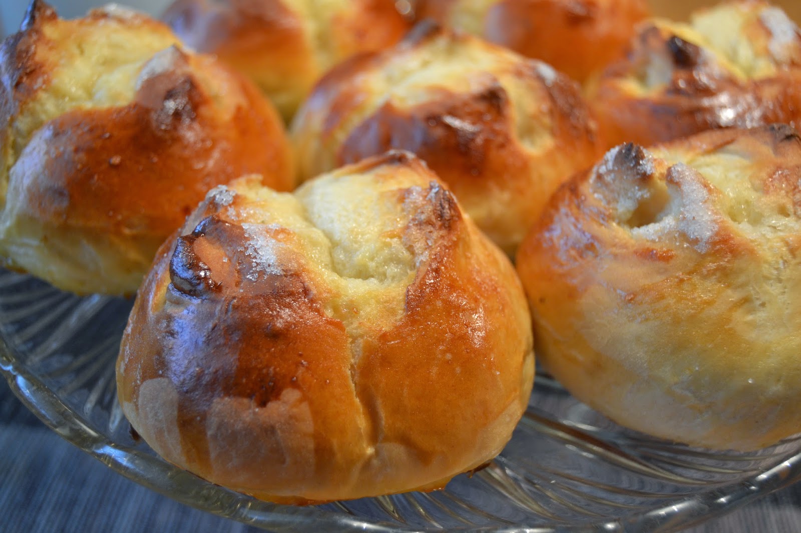 Marsipaaniunelmia: Herkullisia pullia