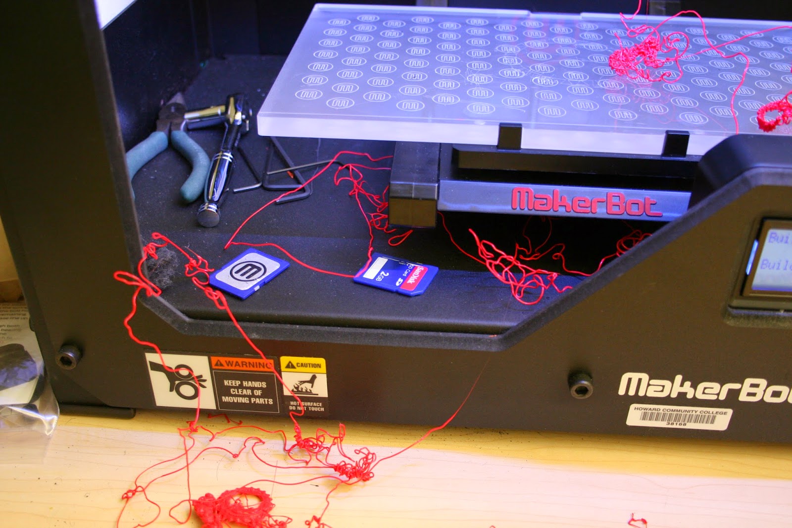 B-made 3DP: MakerBot Problem Spotting