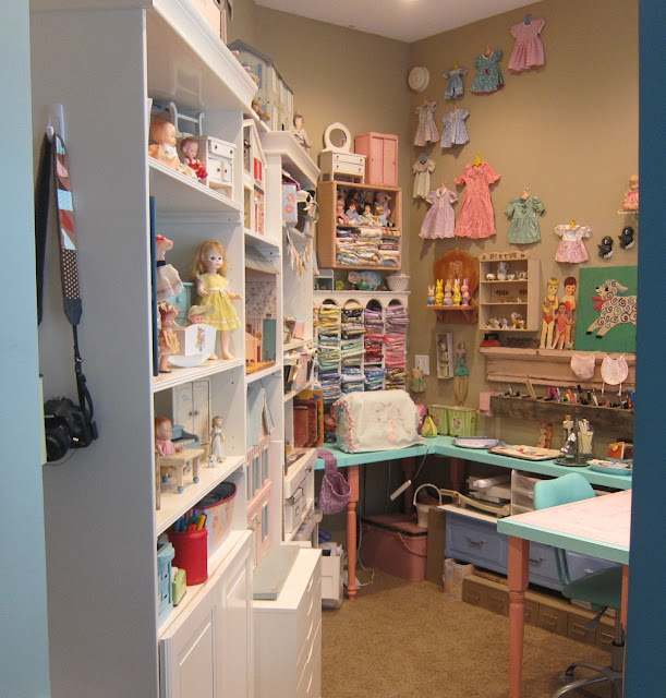 Corey Moortgat- Collage Artist: THE Studio Tour!