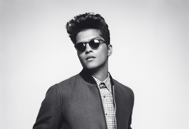 Bruno Mars' old fashion fun music video