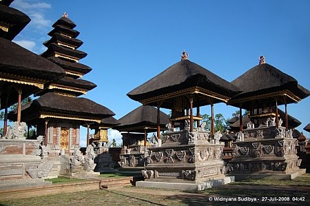PEMECUTAN-BEDULU-MAJAPAHIT: PURA KENTEL BUMI