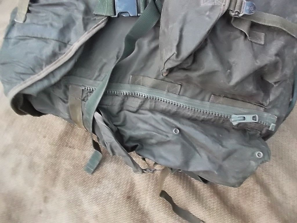 Webbingbabel: British Army Modified SAS/PARA Airborne Bergen ...