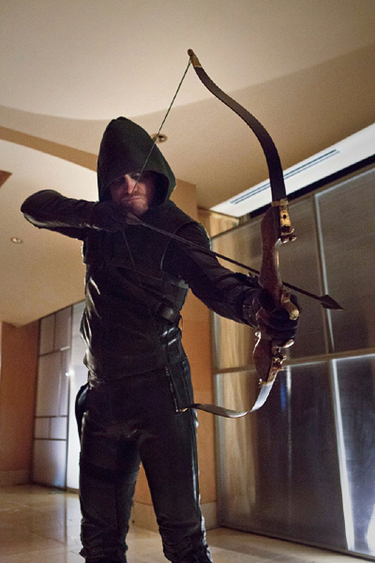 SNEAK PEEK : "Arrow": The Return of 'Deadshot'