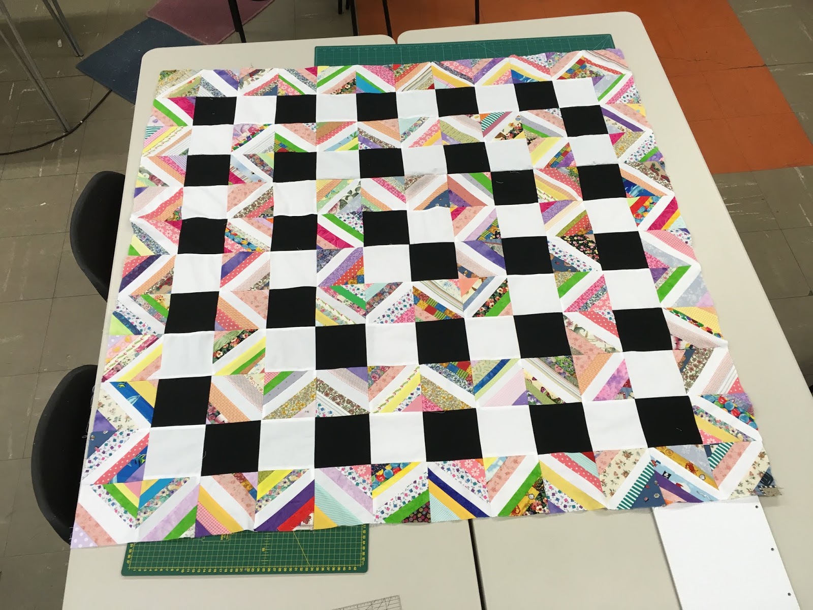 Free to Quilt: Scrap Strip Spectacular!