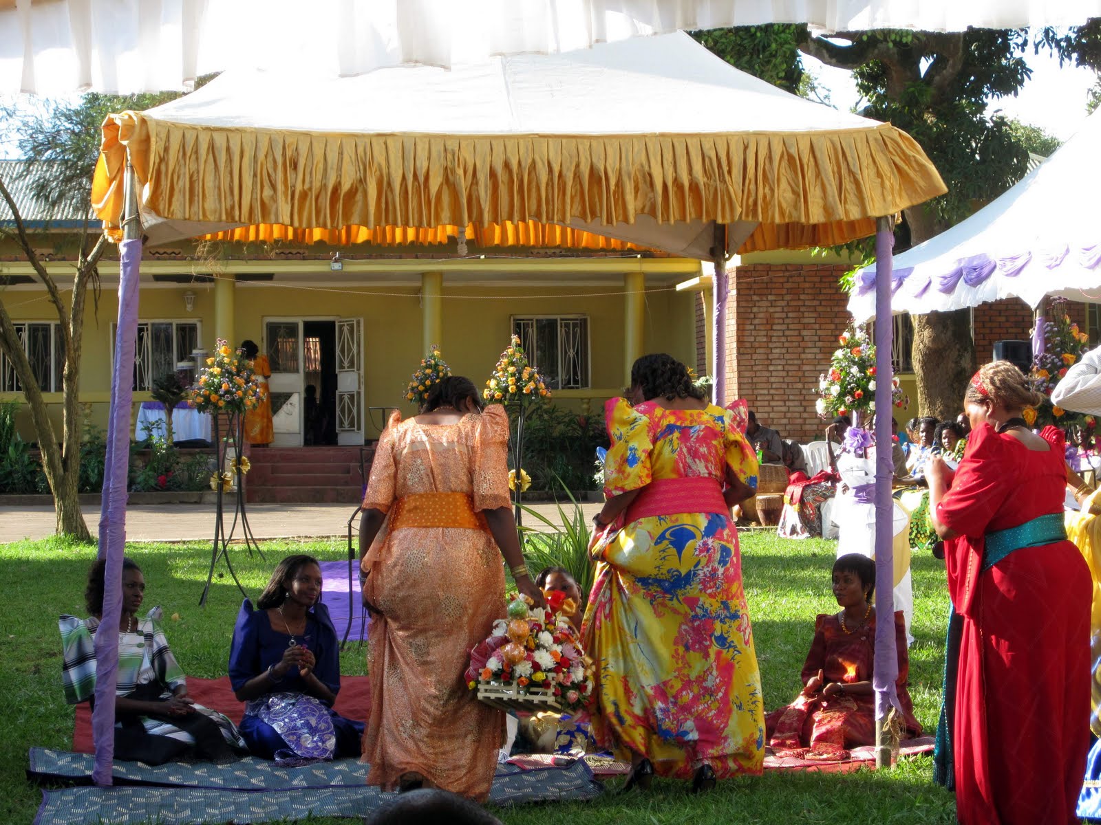 Deb & Stu in Uganda: Kwanjula