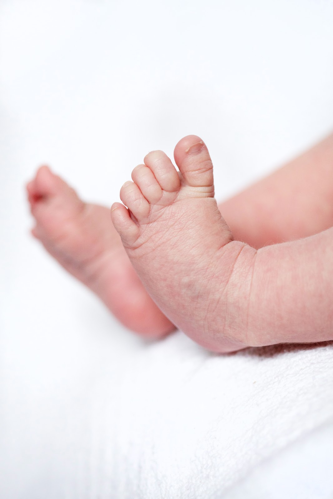 Learning Lessons in Mummyography: WW Baby Toes...