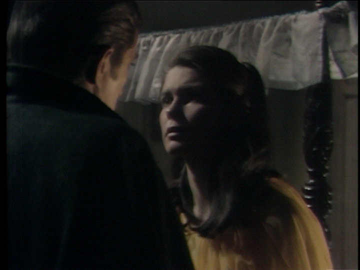 Shadows on the Wall: An Online Dark Shadows Fanzine: Very Victoria Winters