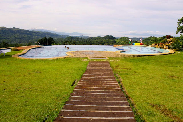 Tanay, Rizal: Bakasyunan Resort