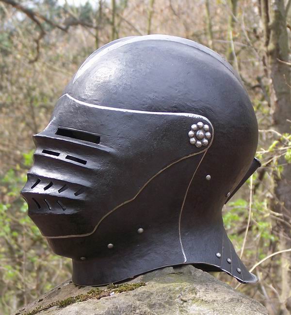 Modern Medievalist-(tm): Armour Smith-Jiri' Klepac of the Czech Republic!