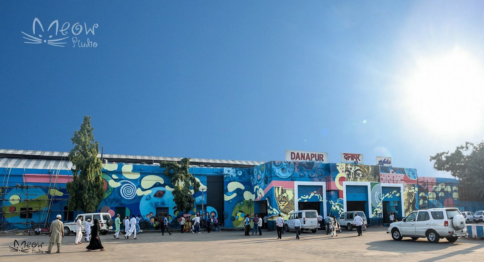 Wonderful Masterpiece created on the walls of Danapur Railway Station ...