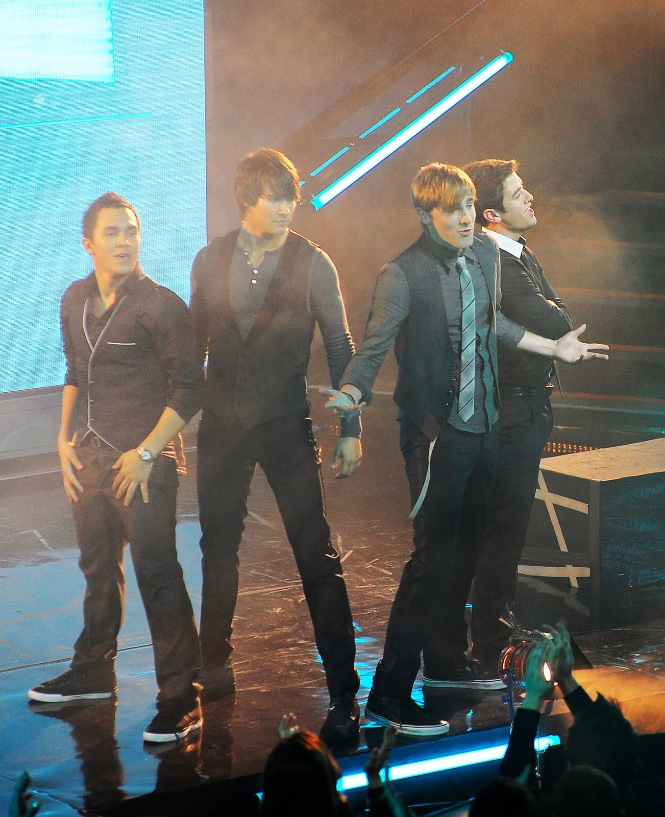 JORGE COLL: BIG TIME RUSH LANZA SU PRIMER DISCO