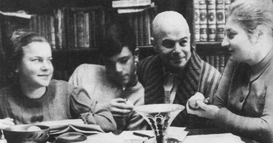 Animales en bruto: UNA CARTA DE VÍCTOR SHKLOVSKI