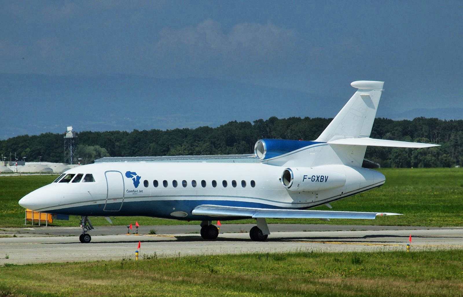 FLUGZEUGE Privatjets etc: F-GXBV Dassault Falcon 900EX F900 >Dassault ...