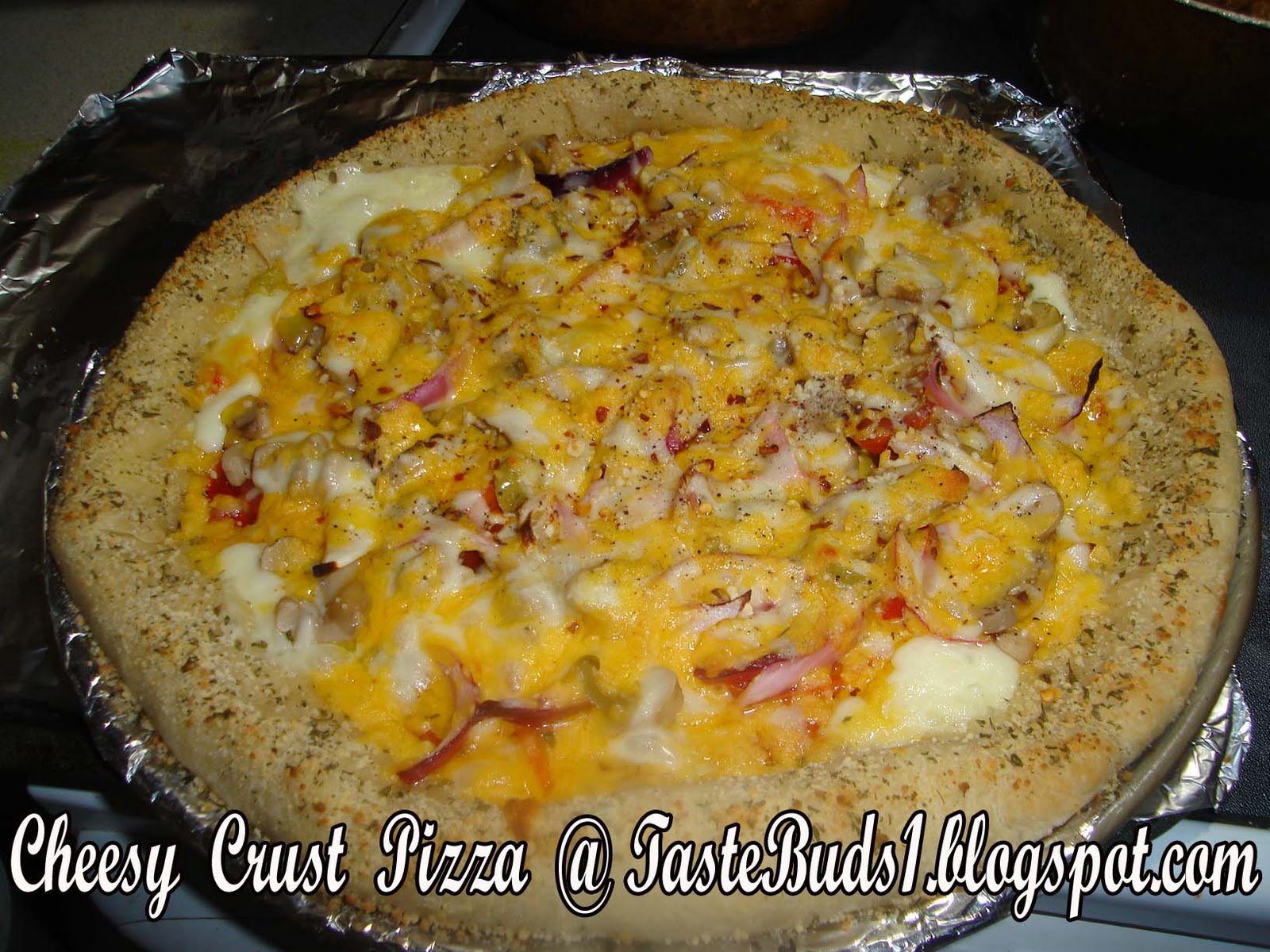 Taste Buds: Cheesy Crust Pizza