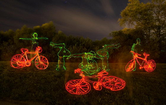 Beautiful World : 3D Light Paintings by Brian Matthew Hart