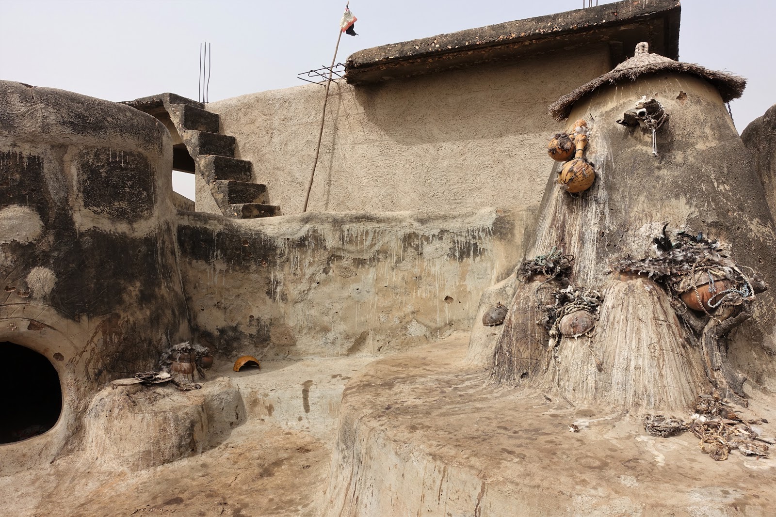 Quilts and Boxes: A visit to Sirigu, Tongo Hills and Tengzu Shrine in Ghana